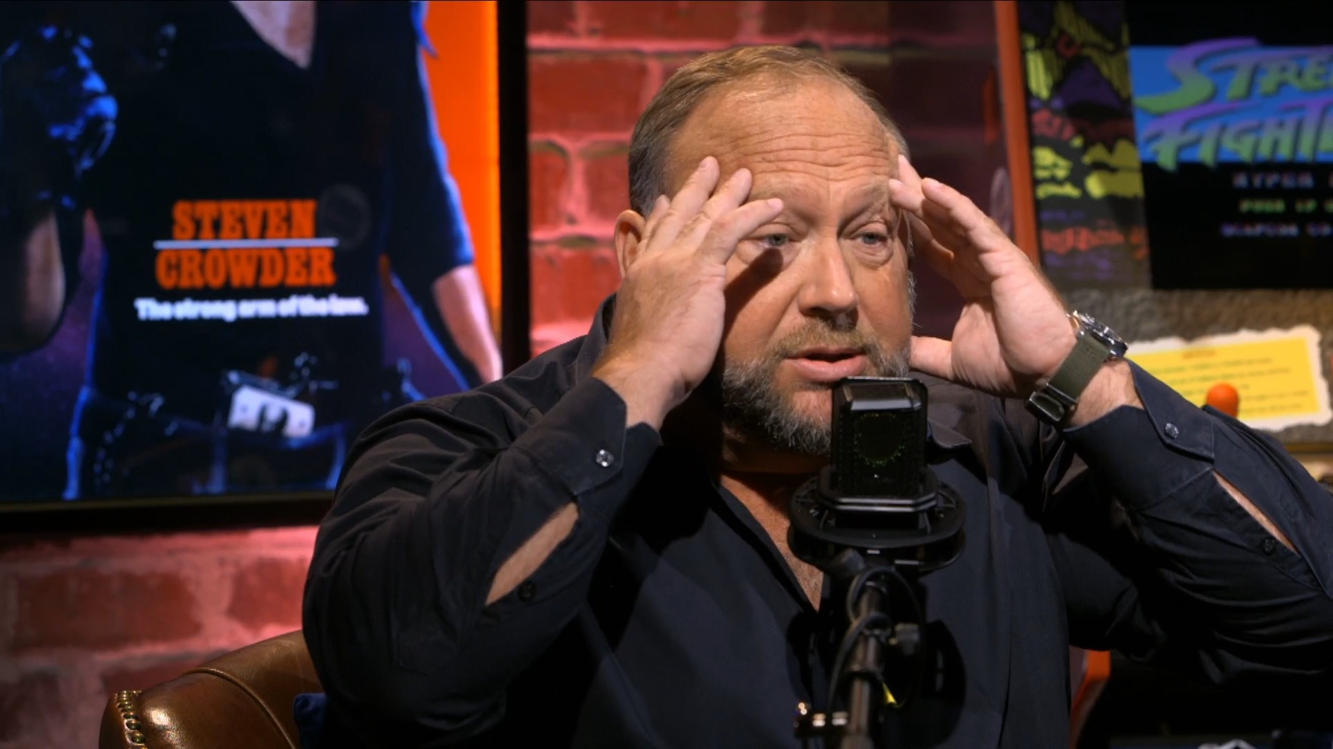 Alex Jones emboldened after The Blaze helps him spread misinformation ...